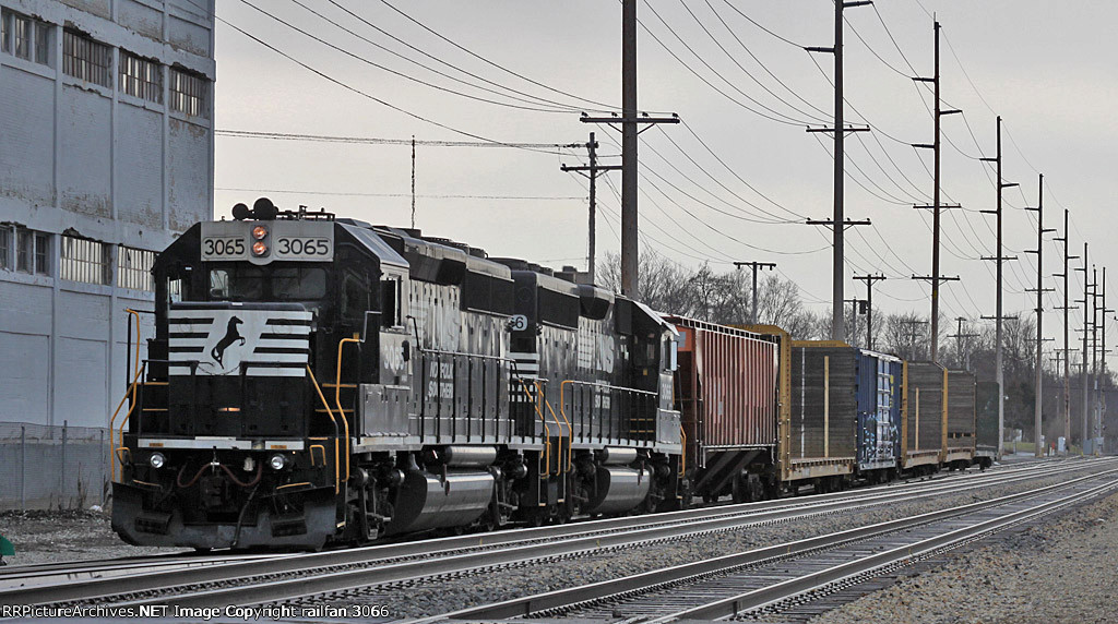 B05 Ameriwood siding